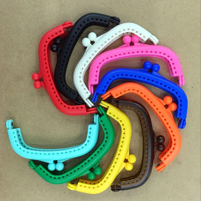 K213 Scrub Resin Pinhole Purse Frame 8.5cm Arc Plastic Frame Diy ...