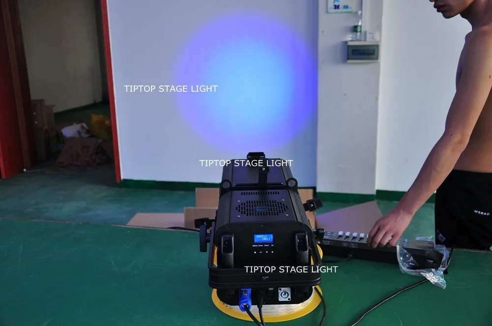 RGBW Led Profile Light | Tiptoplight