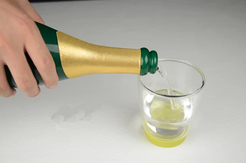 New Vanishing Champagne Bottle ( Green,black Available ) Magic Trick ...