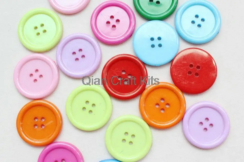 400pcs-4-holes-big-plastic-buttons-mixed-colors-sale-bulk-25mm.jpg