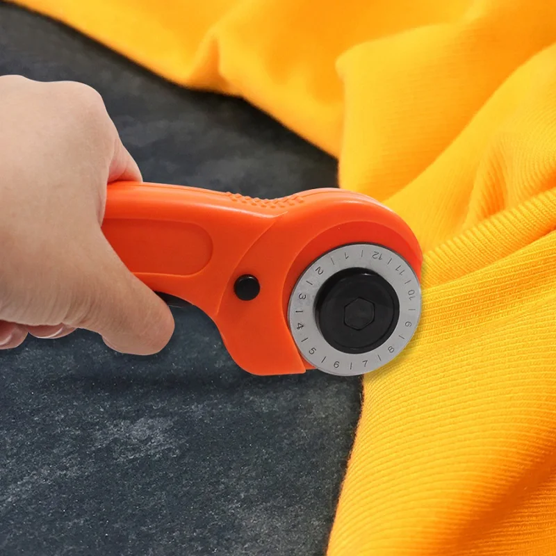 Cloth Cutting Rotary Roller Cutter Sewing Accesories Patchwork Wheel ...