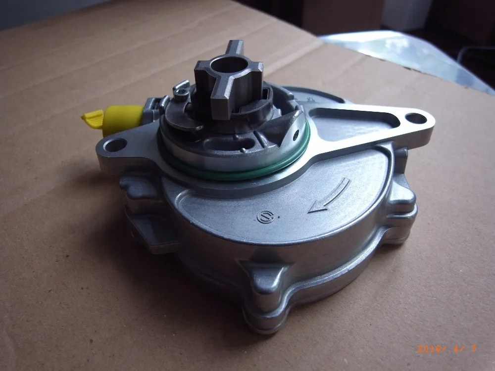 LR009388 LR002573 вакуумный насос в сборе 3.2л бензин подходит для Land ...