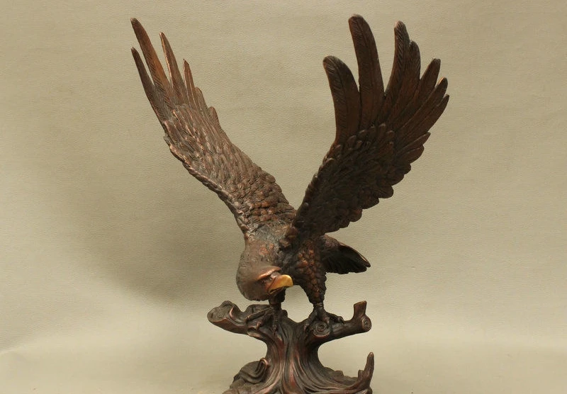 15" Classic Chinese Pure Copper Bronze Ambition Eagle Hawk Spreads Wing ...
