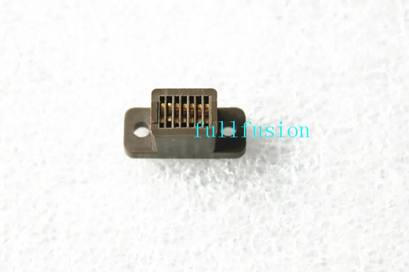 TO-92-7L-IC-Test-Socket-TO92-TO92-7-1-27mm-Pitch-Burn-in-Socket.jpg