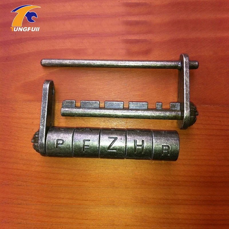 TUNGFULL 1pc 78 15 38mm English Letter Antique Padlock Head Tuba 5 tungfull-1pc-78-15-38mm-english-letter-antique-padlock-head-tuba-5