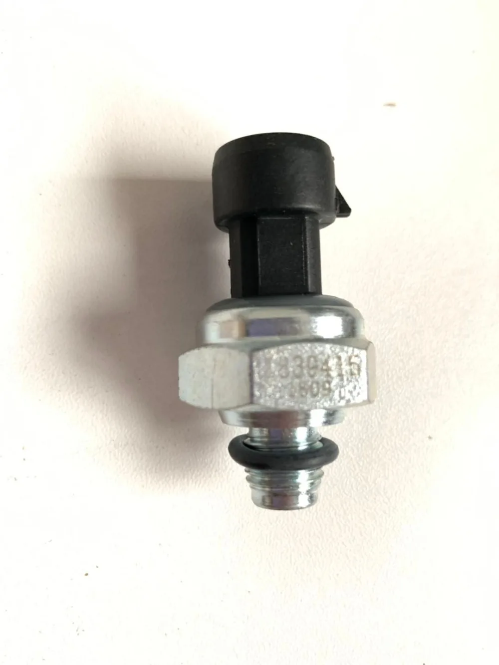 EOP-Sensor-Sender-Transducer-International-Navistar-DT466E-DT570 ...