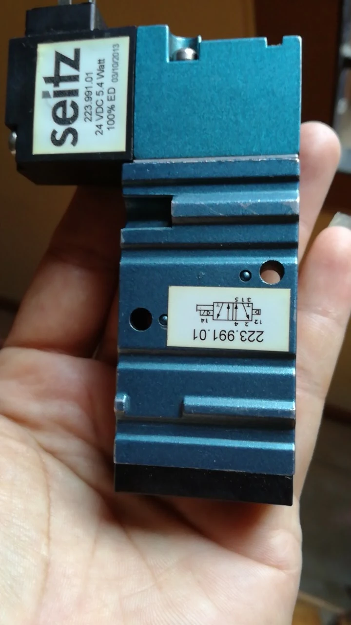 Original new 223.991.01 SEITZ valve Fan