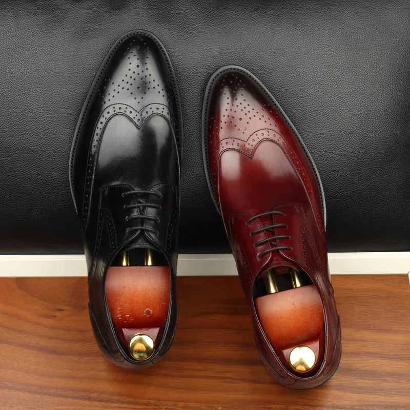 Sapatos masculinos brogue de couro legítimo, calçado formal com cadarço ...