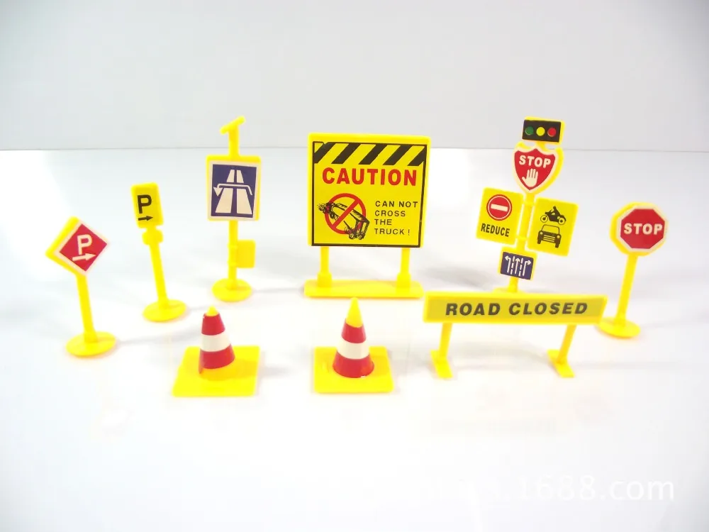10-times-urban-traffic-sign-model-engineering-roadblocks-sign-sign ...