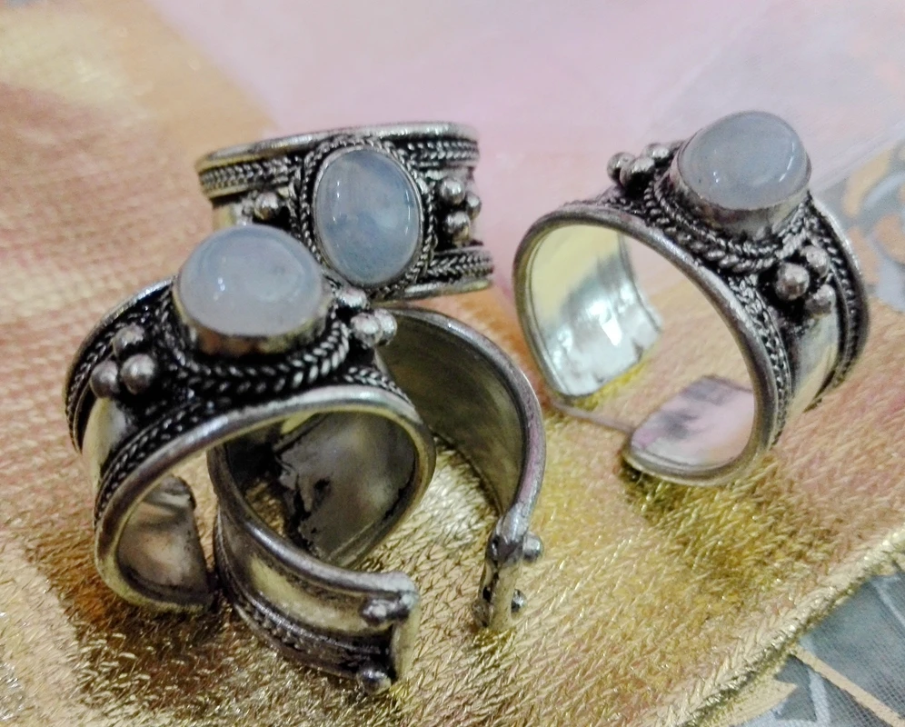 10Pcs/Lot Old Tibet Silver Ring Carved Lace White Bead Nepal Ring ...
