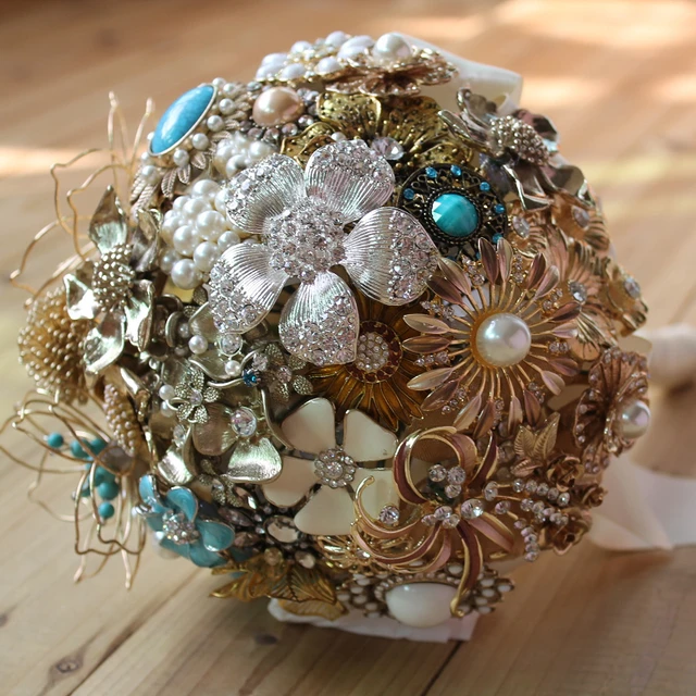 Vintage Bridal Brooch Bouquet