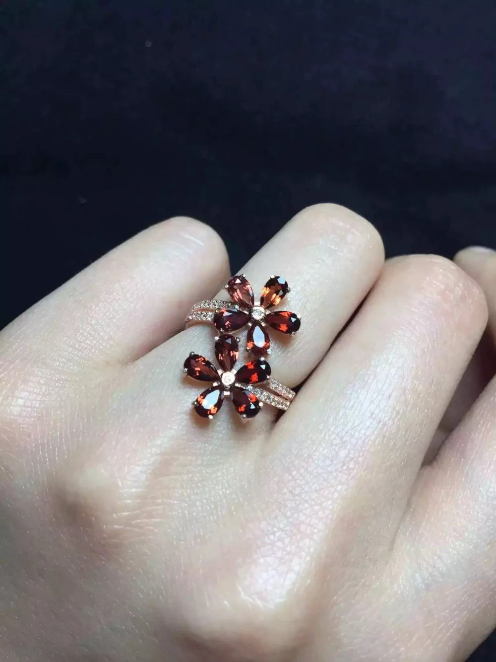 Luxurious Elegant big Flower Natural red garnet gem Ring S925 Silver ...
