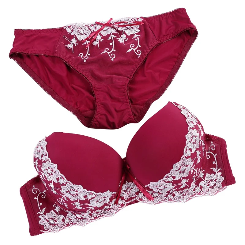 Plus Size Embroidery Lace Bra And Brief Sets New 2018 Cotton Underwear
