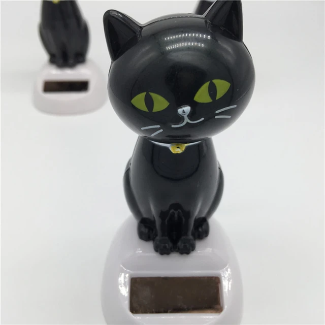 Moving Solar Bobblehead Cat Feet