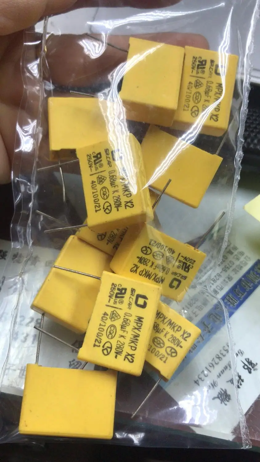 100% New and original 10PCS X2-MPX GMF 0.68uF K 280V 275VAC MEX/TENTA ...