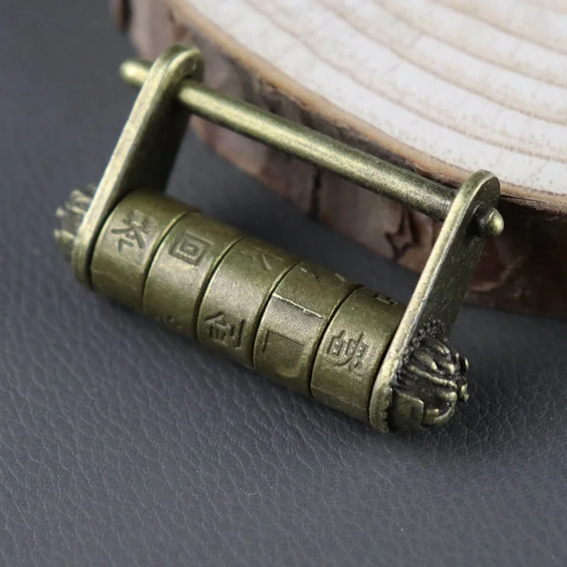 Design lock decoration of Chinese old bronze lock Text cipher lock ...