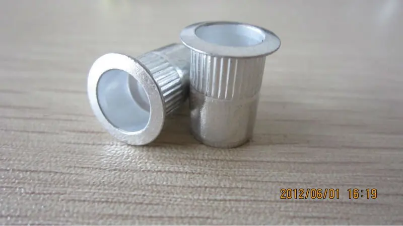 100pcs 1/4 20 SAE UNC Large Flange Rivet Nut Insert Nut Aluminium Rivet ...