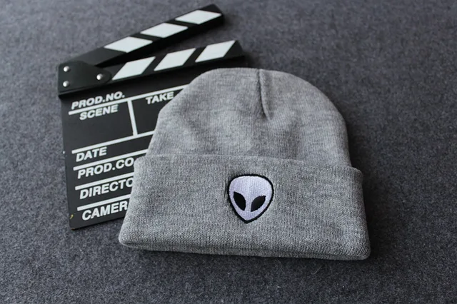 2017 Cool Aliens UFO Fans Winter Warm Knitted Beanie Outstar Saucer ...