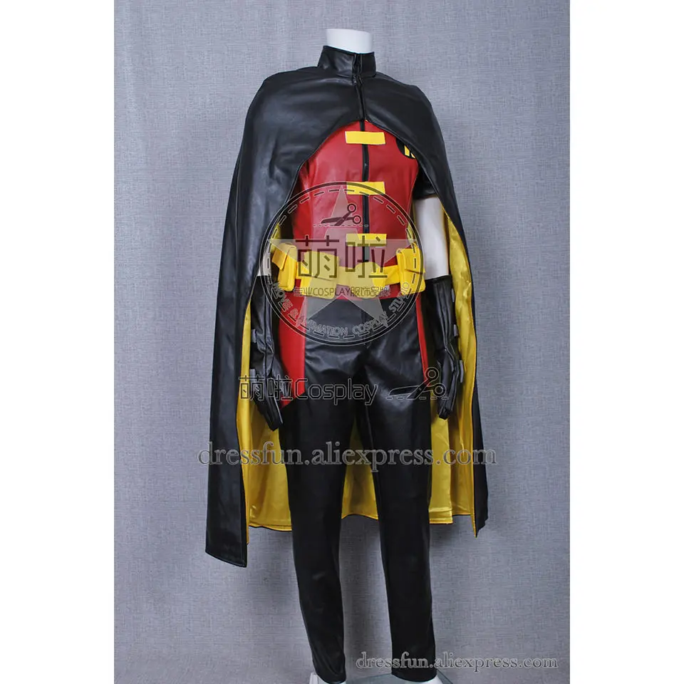 Young Justice Robin Cosplay