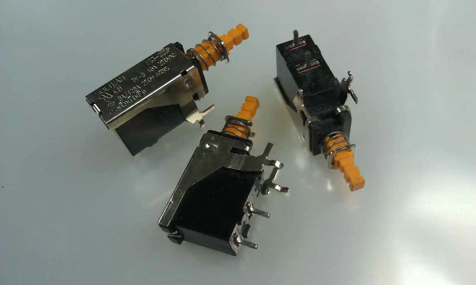 Taiwan SOLTEAM Power Switch External Spring 2 foot TV 8 Push Switch ...