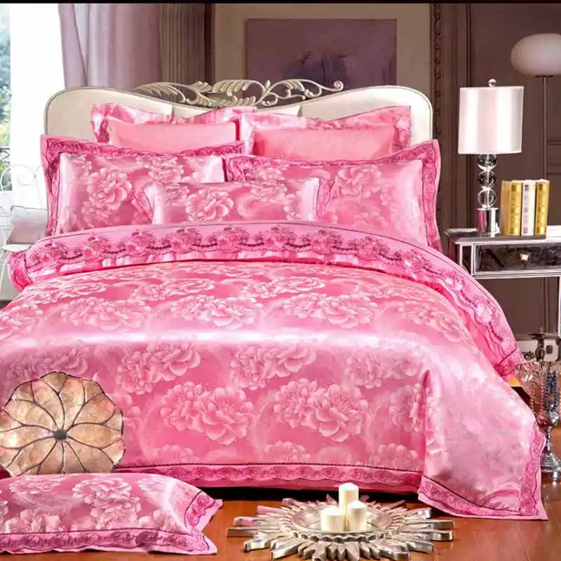 Pink Satin Jacquard Bedding Sets Lace Embroidery Duvet Cover Sets Princess Wedding Bedclothes