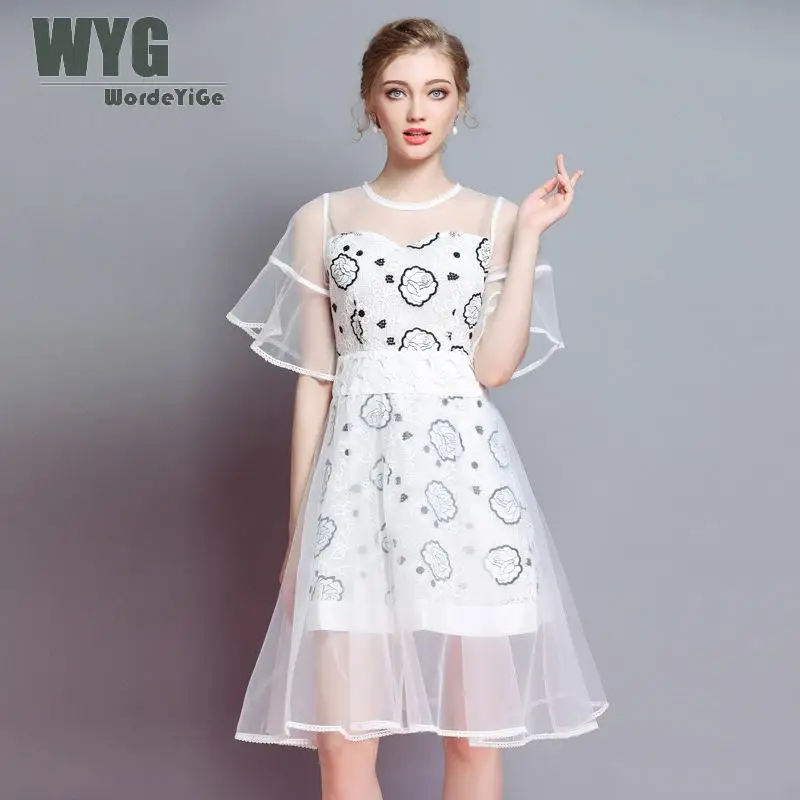 Sweet Princess Dress Women 2018 Summer Flowers Embroidered Cotton Lace