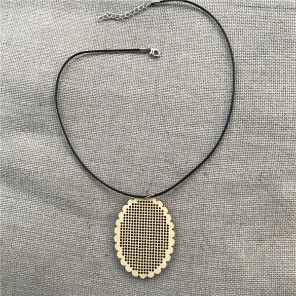 Colgante de viruta de punto de cruz de madera, hecho a mano accesorio ...