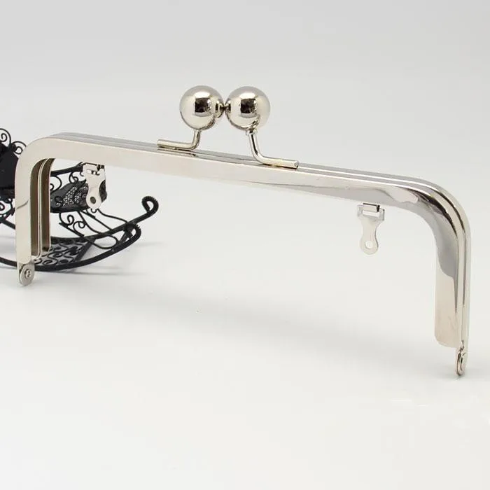 Purse Making Hardware | IUCN Water