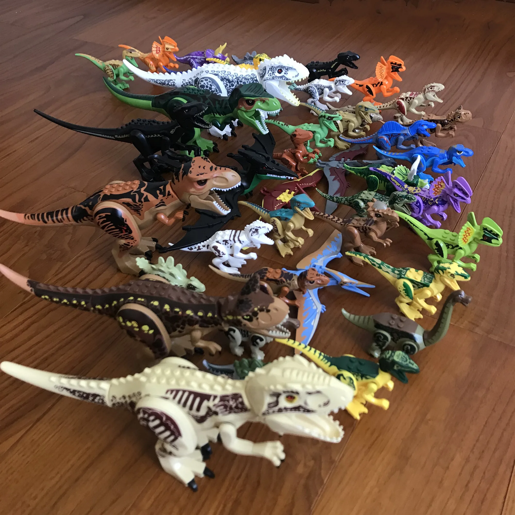 Jurassic-World-Park-tiranosaurio-dinosaurios-Rex-Velociraptor-Ridgeback ...