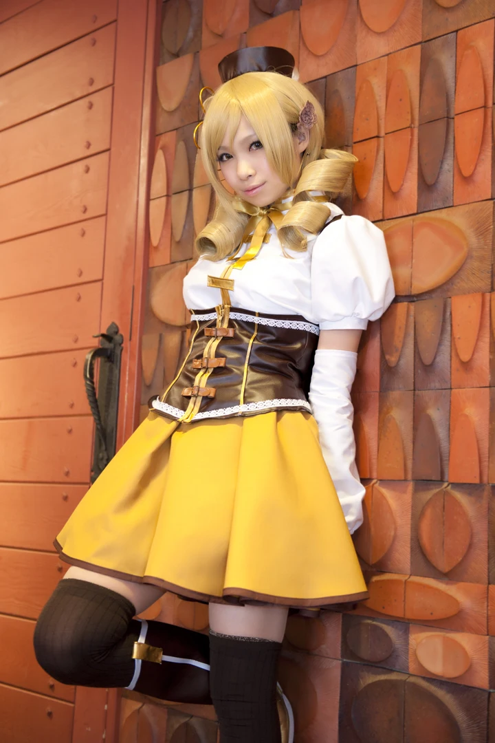 Puella-Magica-Madoka-Magica-Tomoe-Mami-Cosplay-Costume-Outfit-Tomoe ...