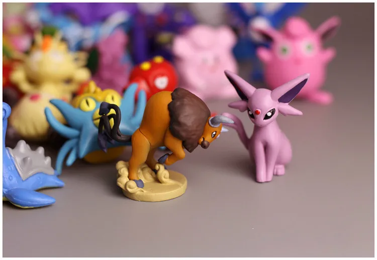 Takara Tomy Pokemon Pikachu Charizard Bulbasaur Mewtwo 80 different ...