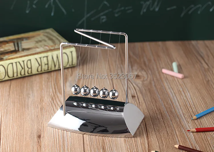 Metal Newtons Cradle Pendulum Balls Endless Entertainment Steel Balance ...
