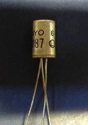 Sanyo-2SB187-Germanium-PNP-Low-Power-Transistor-TO-1.jpg