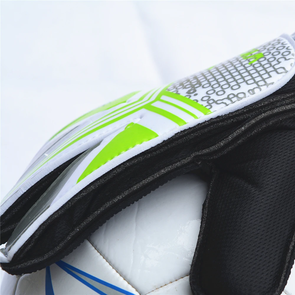 WYOTURN Children Soccer Goalkeeper Gloves Football Professional 5 ...