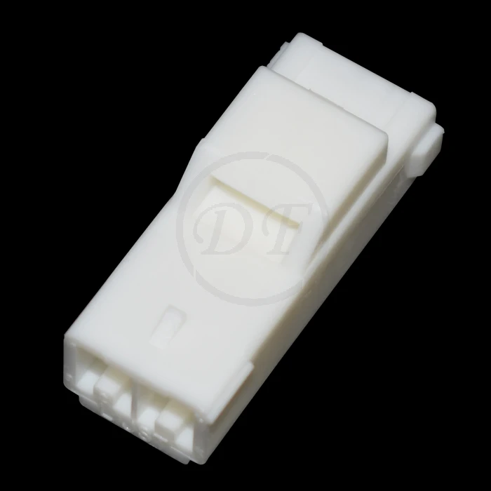 Conector de enchufe de 100% mm, carcasa de goma, 2P, blanco, 4,5 YLR ...