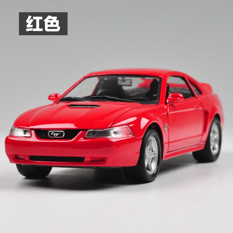 Brand New WELLY 1/24 Scale Car Model Toys USA 1999 Ford Mustang GT ...