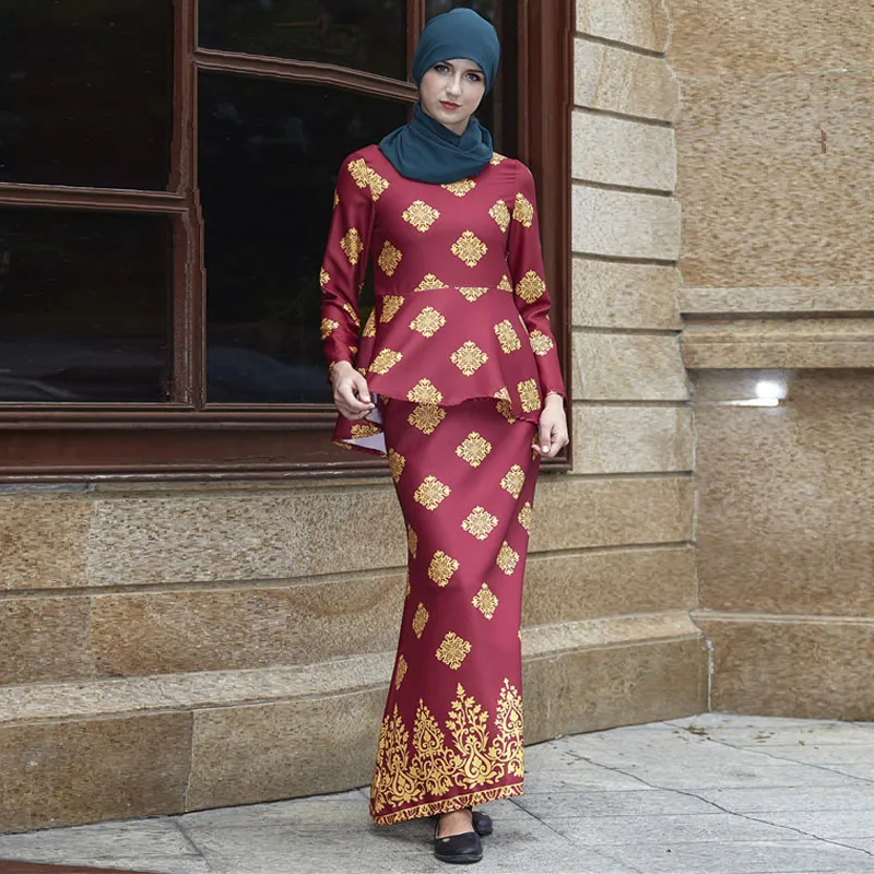 Traditional Malaysian Women