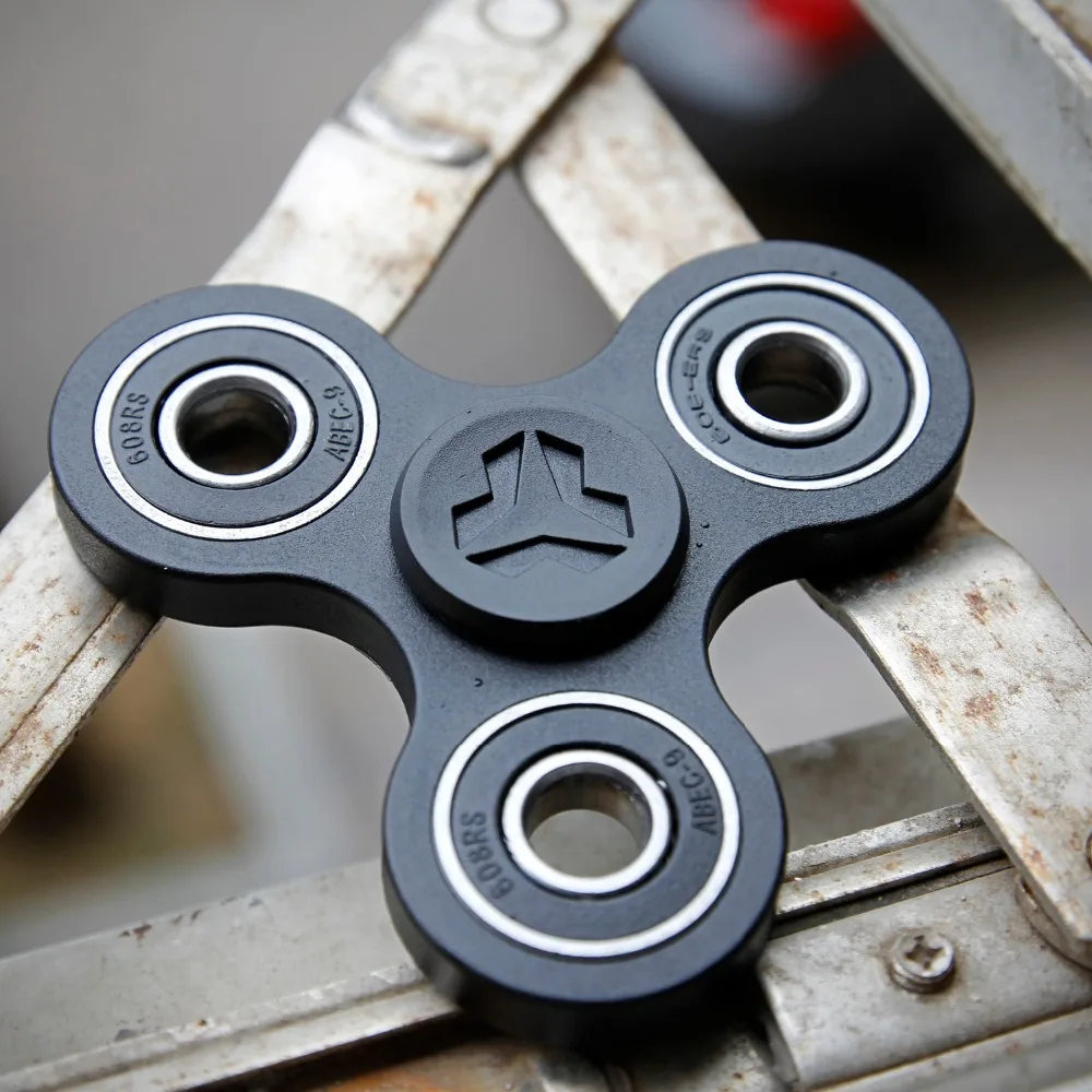 Yomaxer Fidget Spinner Hot Selling Tri Spinner Nylon material R188 ...