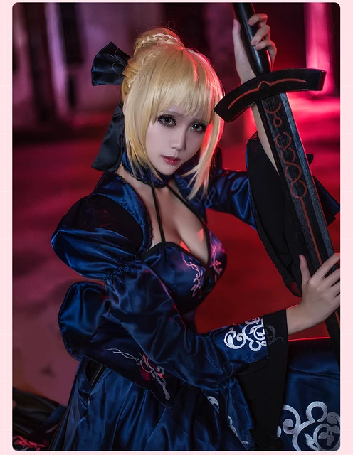 Fate Zero Cosplay Saber