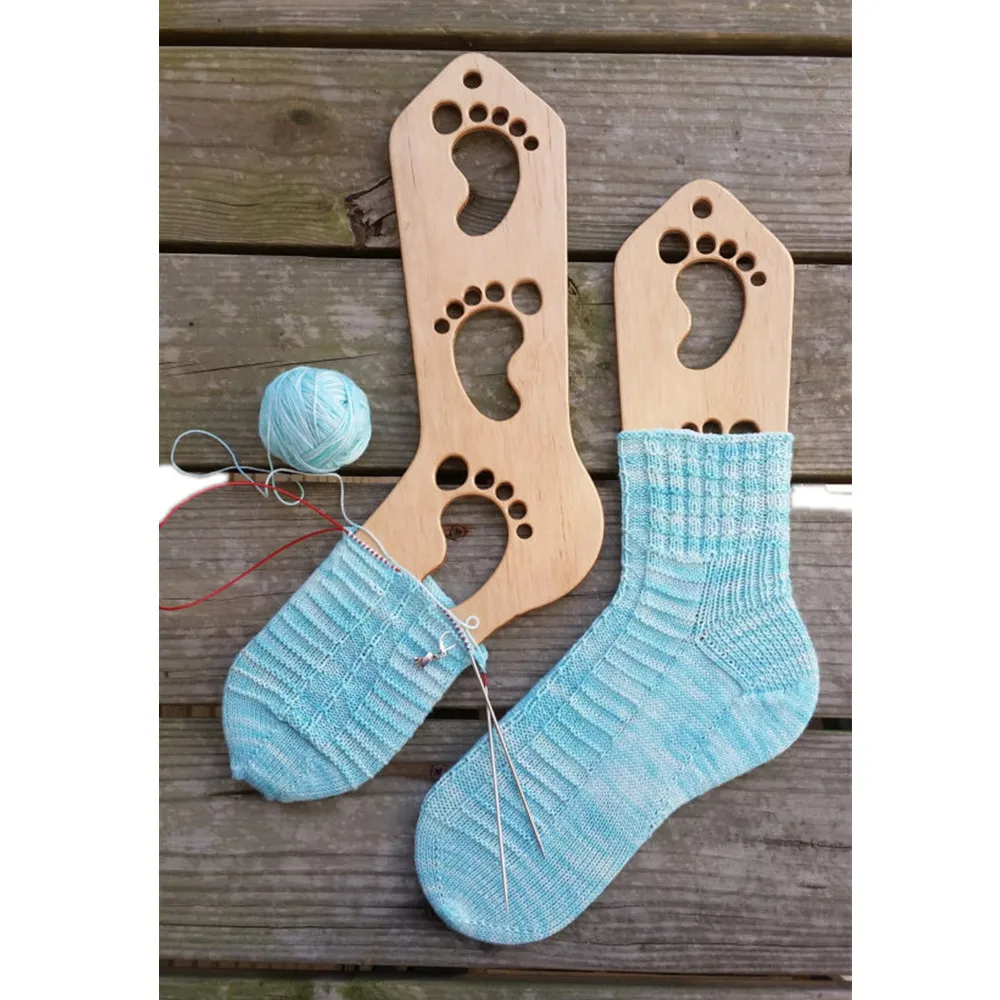 2pcs Natural Rustic Wood Crafts Tags Wooden Sock Blocker Wood Socks ...