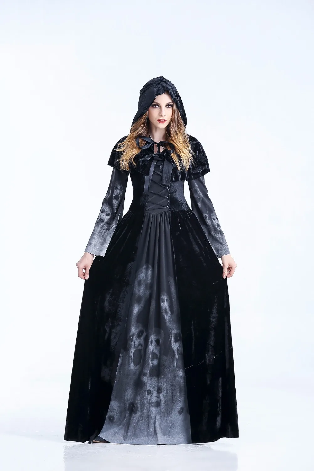 Medieval Renaissance adult witch Gothic queen of vampire black Fancy ...
