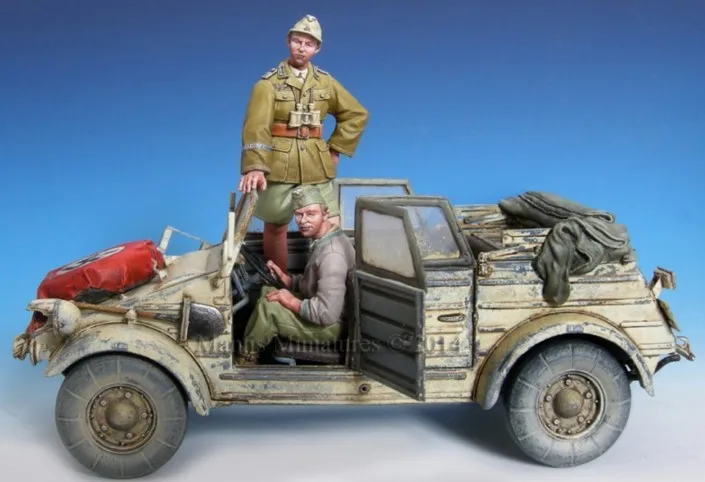 1/35 scale WW2 German jeep member 2 people (not including car ...