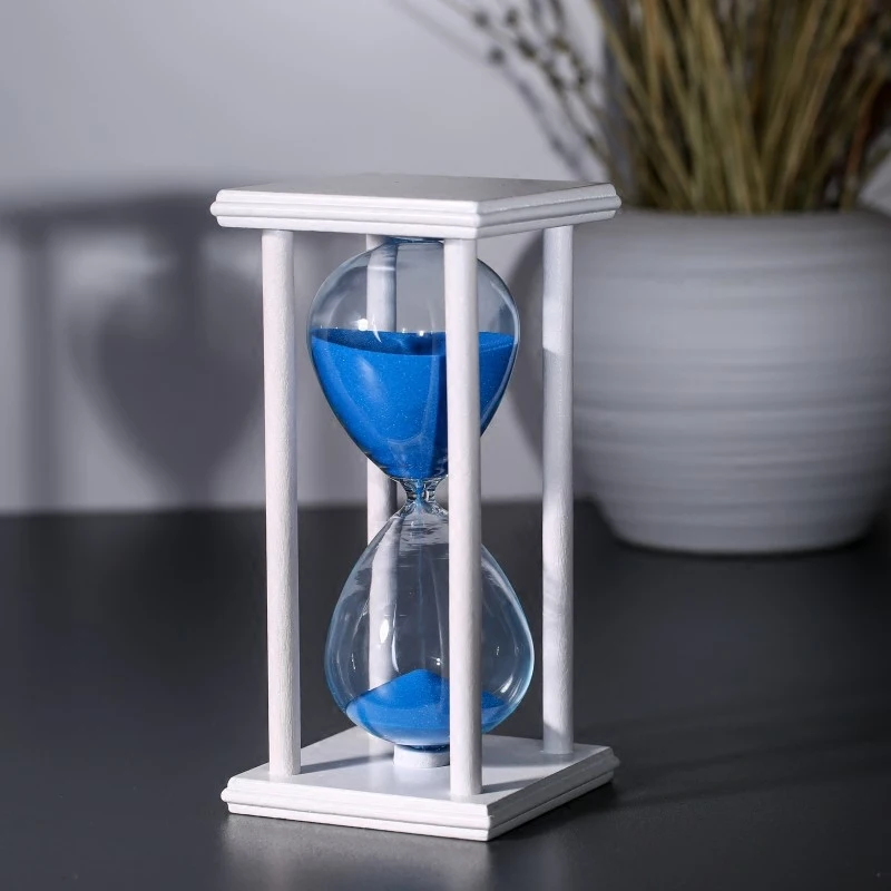 Hourglass 1,520,304,560 minutes wooden hourglass male and female office ...