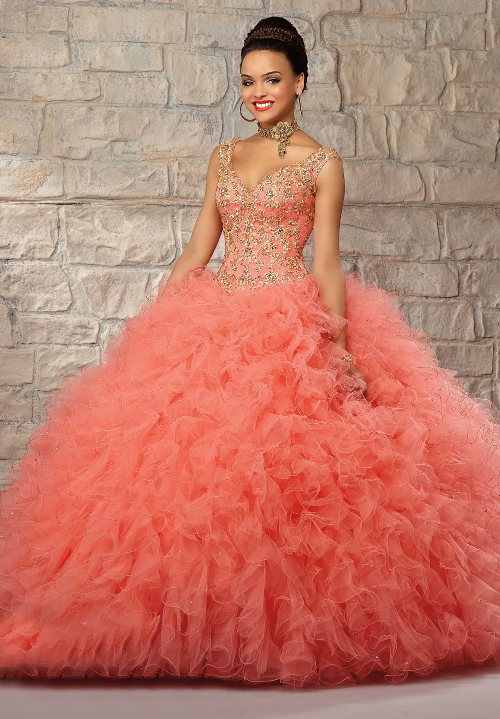 2017 Princesa Rosada Quinceanera Baile Vestidos Largos Con Cuello En V