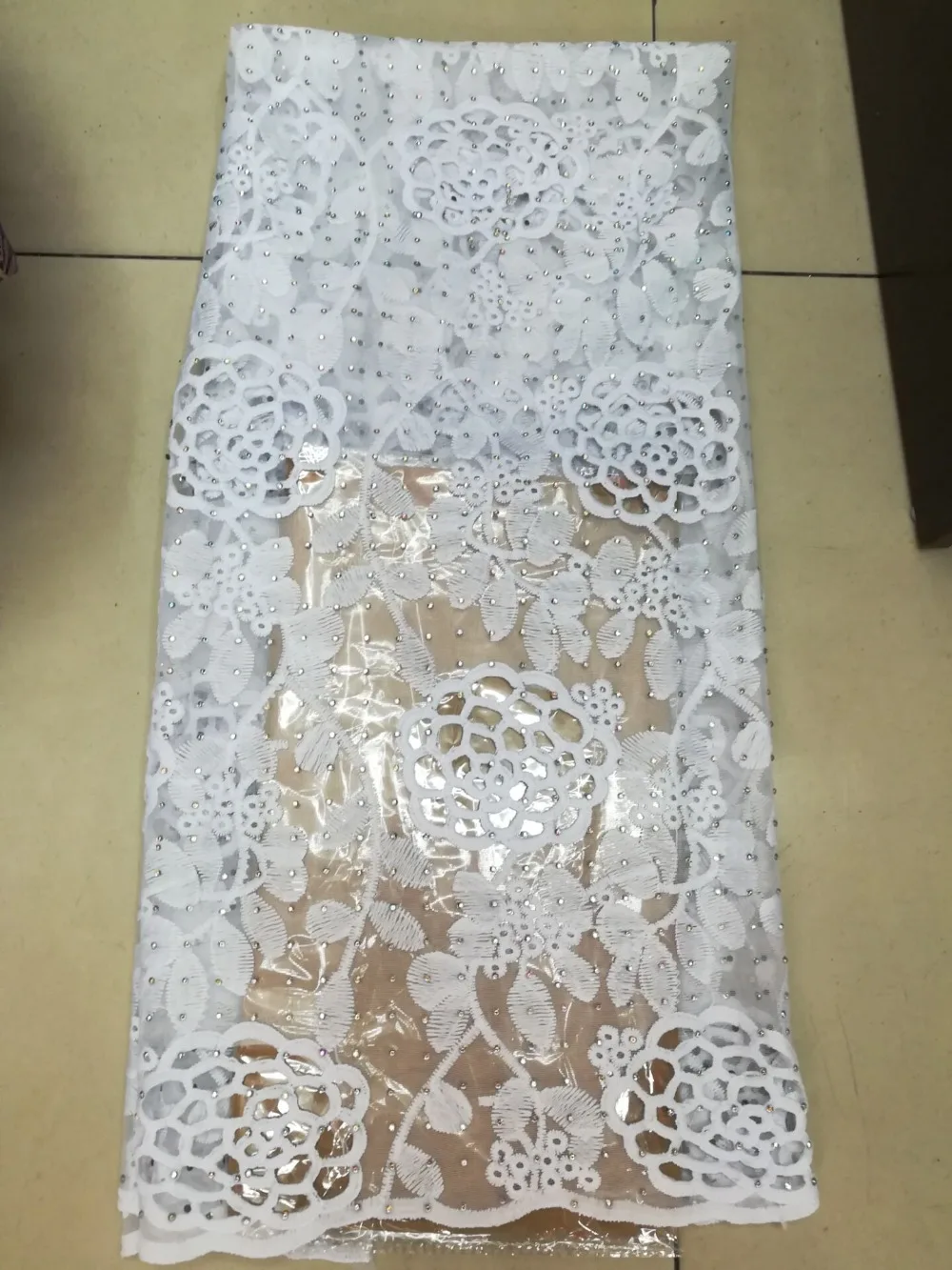 2017 Latest stone pure white Lace Fabric Fashion African Lace Fabric ...