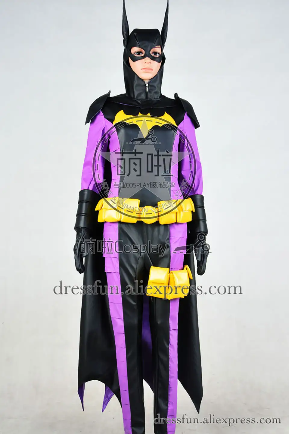 Stephanie Brown Robin Cosplay
