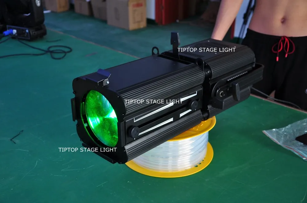 RGBW Led Profile Light | Tiptoplight