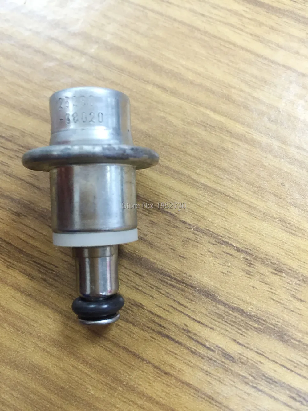 Aliexpress.com : Buy Fuel Injection Pressure Regulato 23280 38020 ...