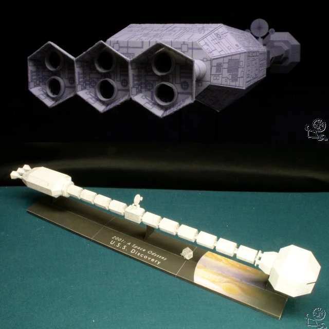 2001 Space Odyssey Discovery Model Ship