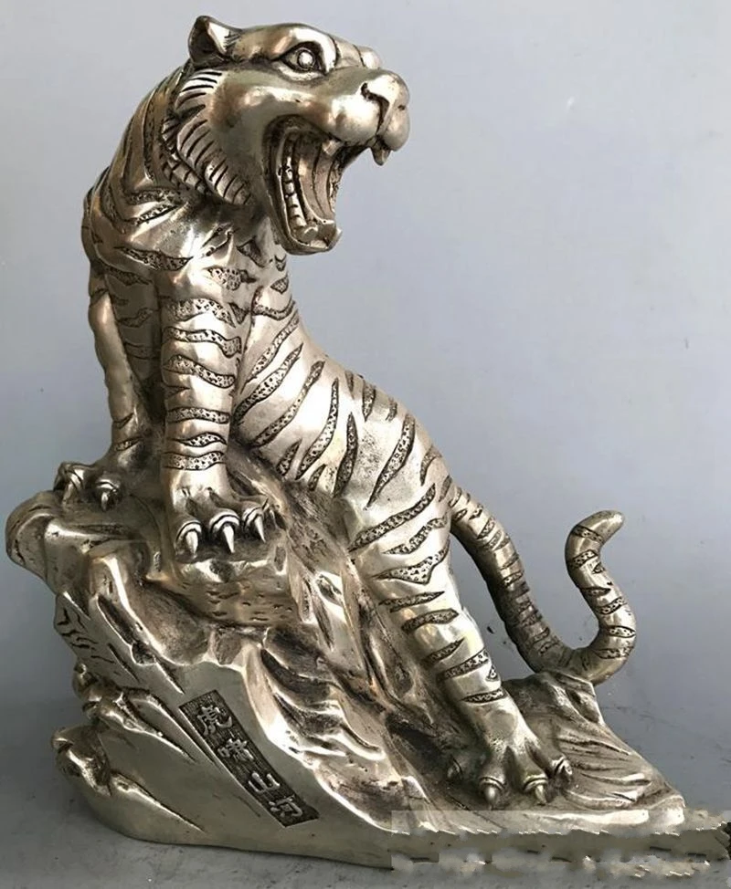 Tiger Statues